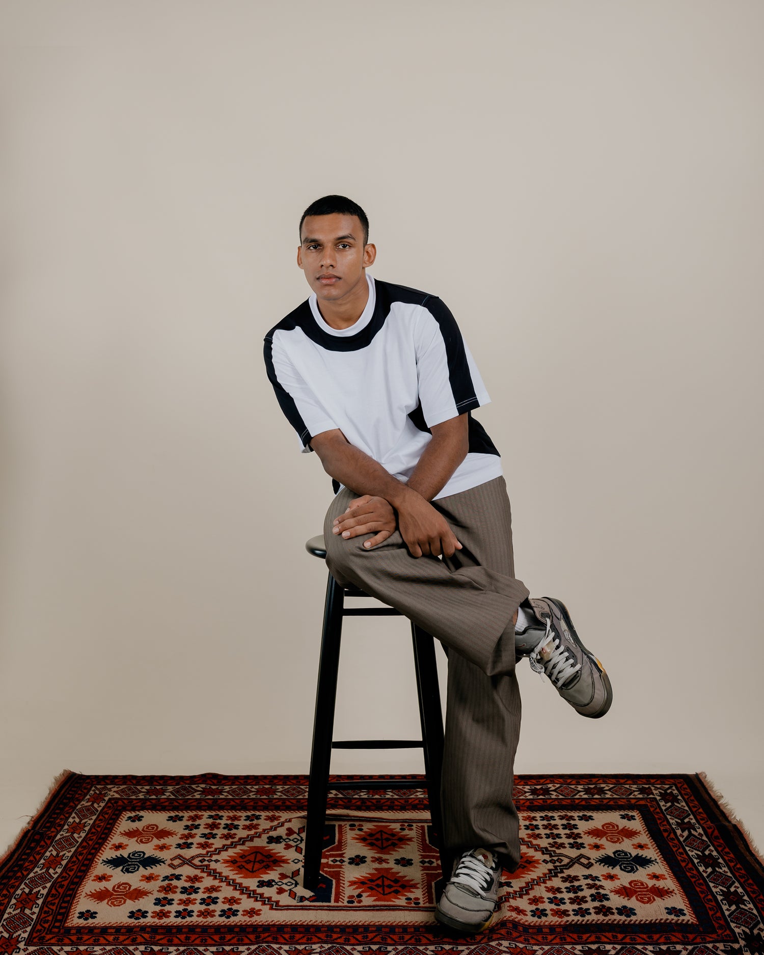 Demari Vi - Clothing and Accessories